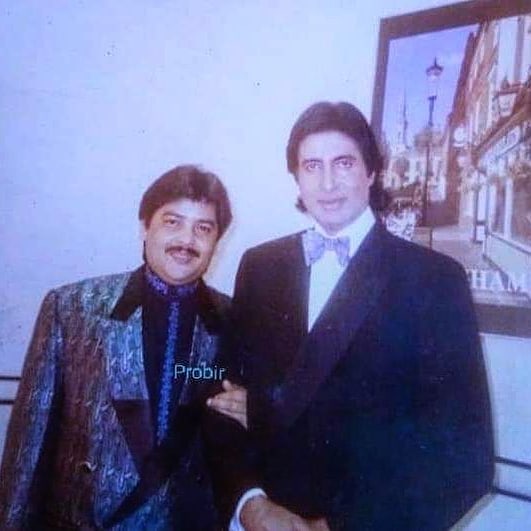 Legendary Bollywood Singer Udit Narayan's First Live Performance in ...