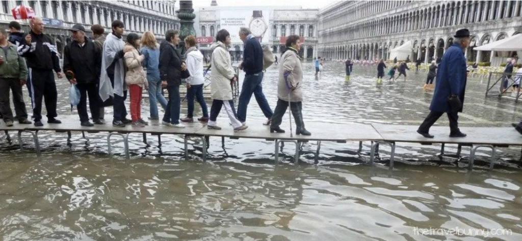 Venice is Sinking: How Residents, Tourists Navigate ‘Acqua Alta’ - Wake ...