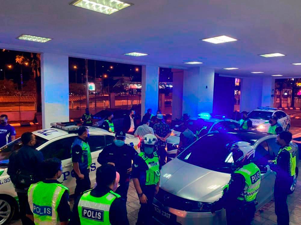 Five Men Arrested Over Alleged Gang Rape of a 15-Year Old Girl in ...