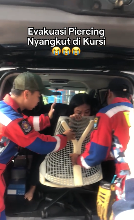Firefighters Freed Indonesian Woman After Her Nose Piercing Gets Stuck ...