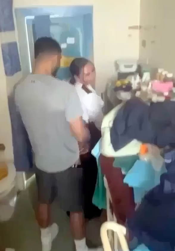 Judge Sentences Prison Officer to 15 Months in Prison for Having Sex ...