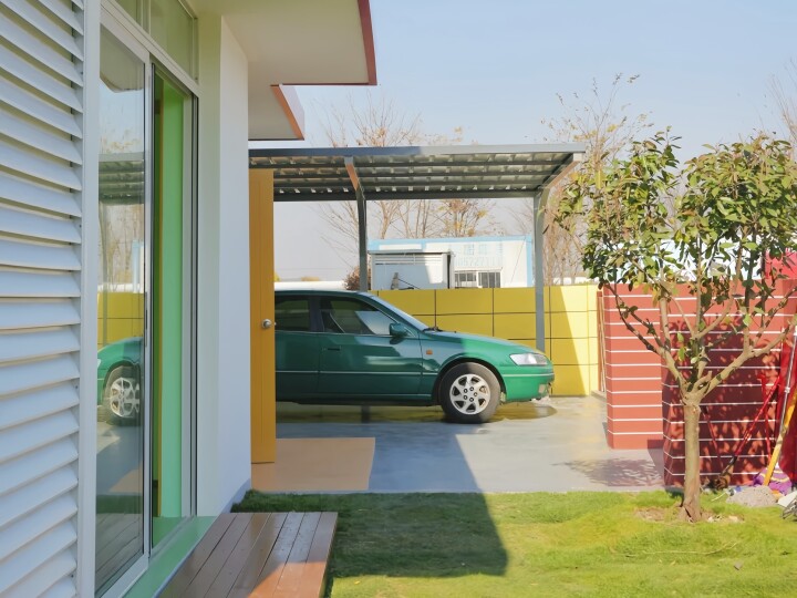 Chinese Man Builds Life-Sized Crayon Shin-chan House, Reviving His ...