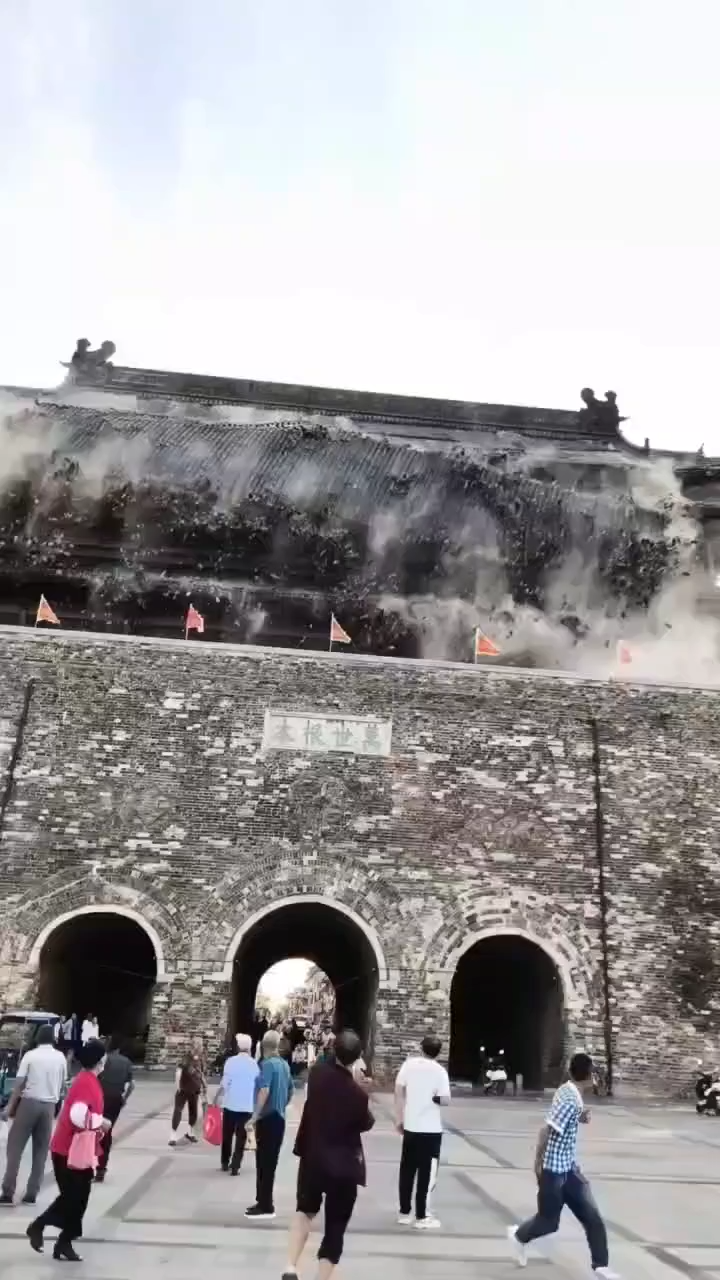 Historic Ming Dynasty Tower Roof Tiles Collapse Less Than a Year After ...