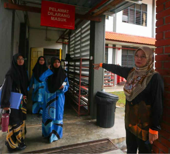 Army Veterans Step In As School Dorm Wardens To Curb Bullying in M’sia ...