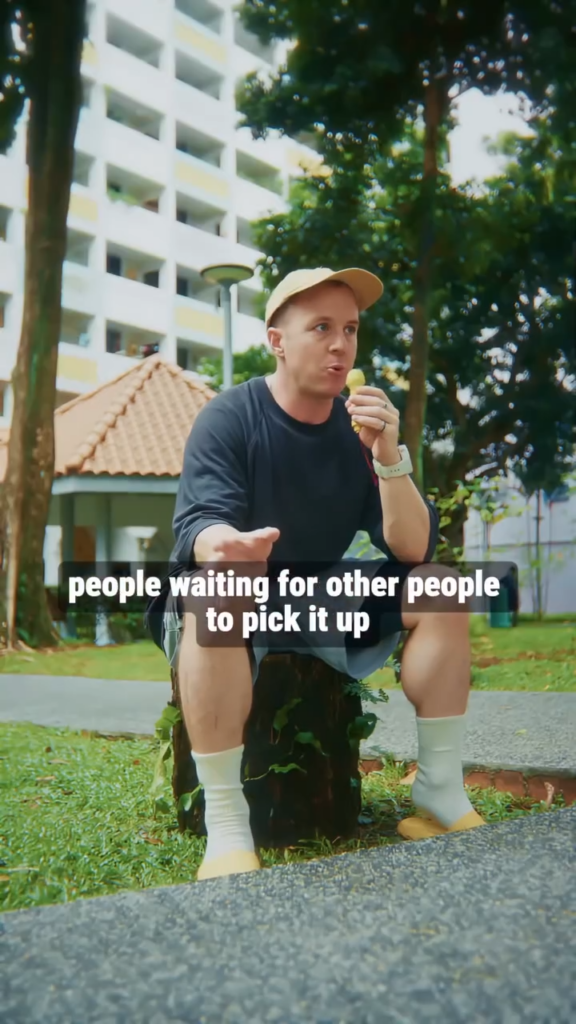 “Please pick up your trash”: Man Uses $5 ‘Kiap-Kiap Tool' to Pick Up ...